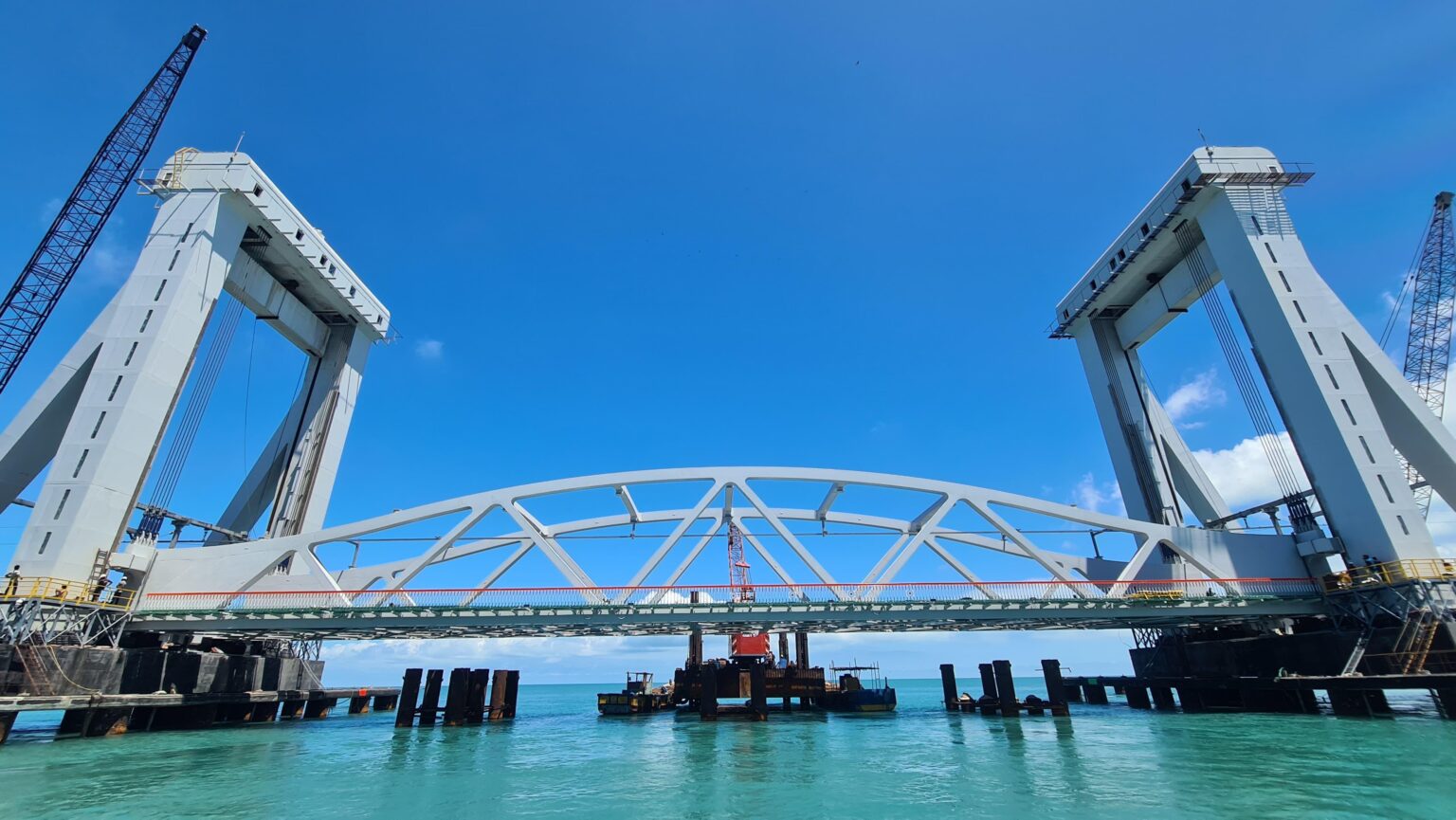 Engineering Marvel of Indian Railways: The Iconic Pamban Bridge - The ...